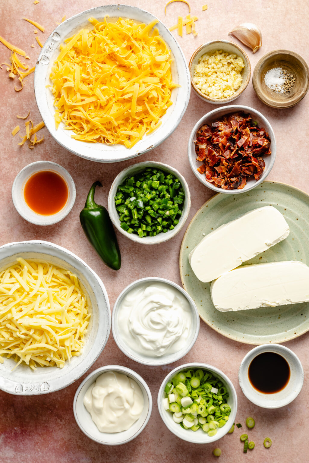 Cheesy Jalapeño Popper Dip with Crispy Bacon - All the Healthy Things